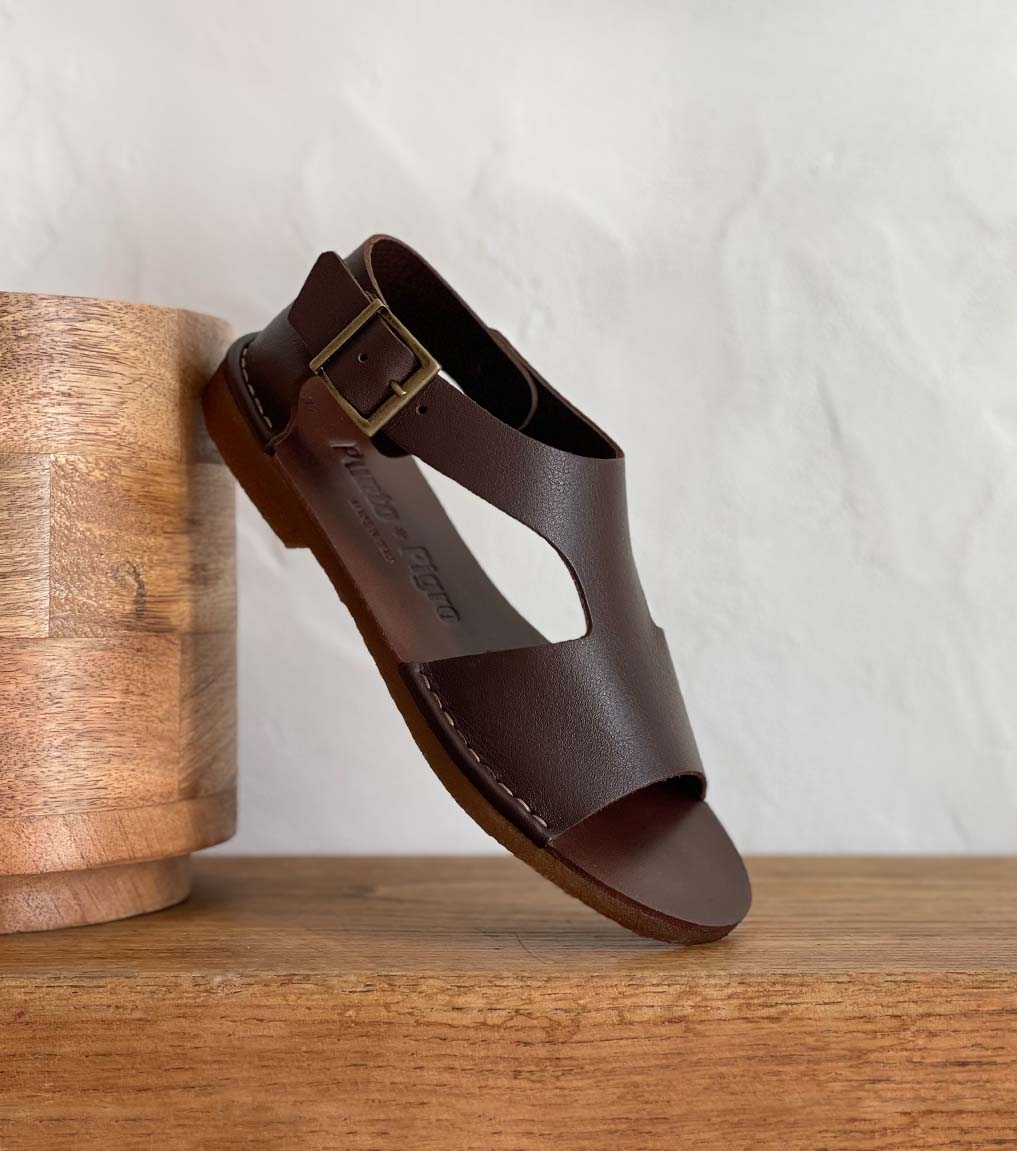 Sandales italiennes Punto Pigro San 201 ebano en cuir souple bio